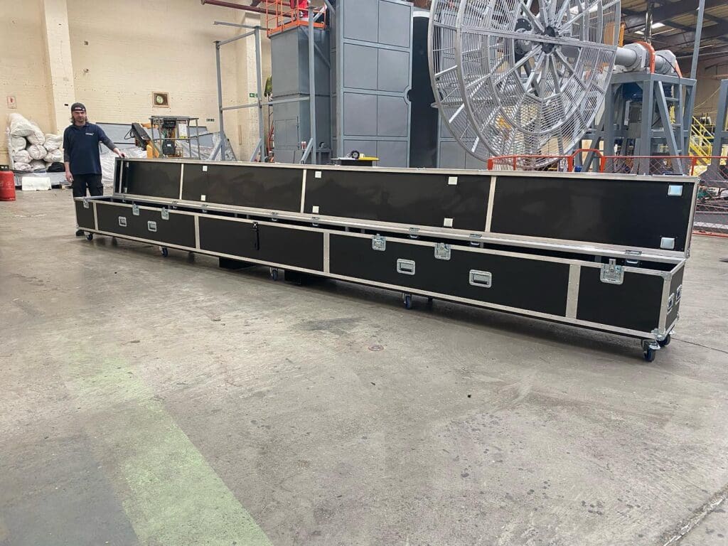 Trifibre ship out 7 meter long flight case! - Trifibre