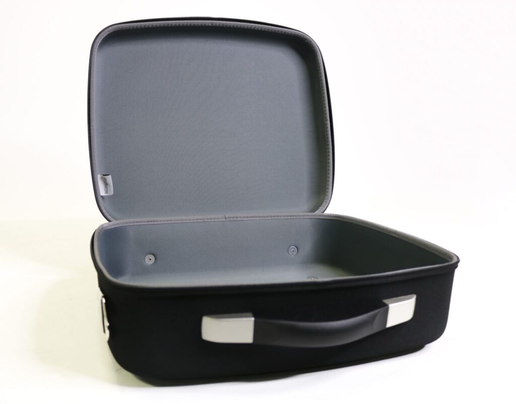 Softshell Case: Lightweight and Durable Protection for Your Items