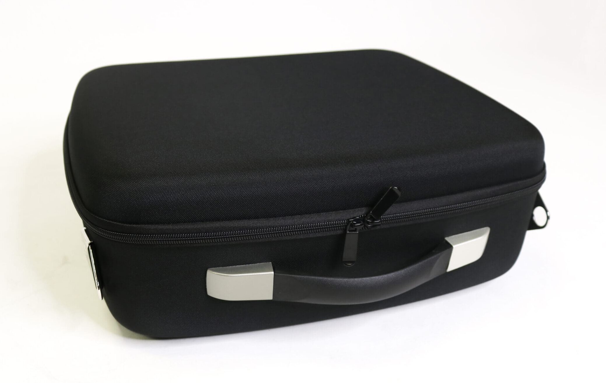 Softshell Case - Sleek Design & Versatile Customisation Options