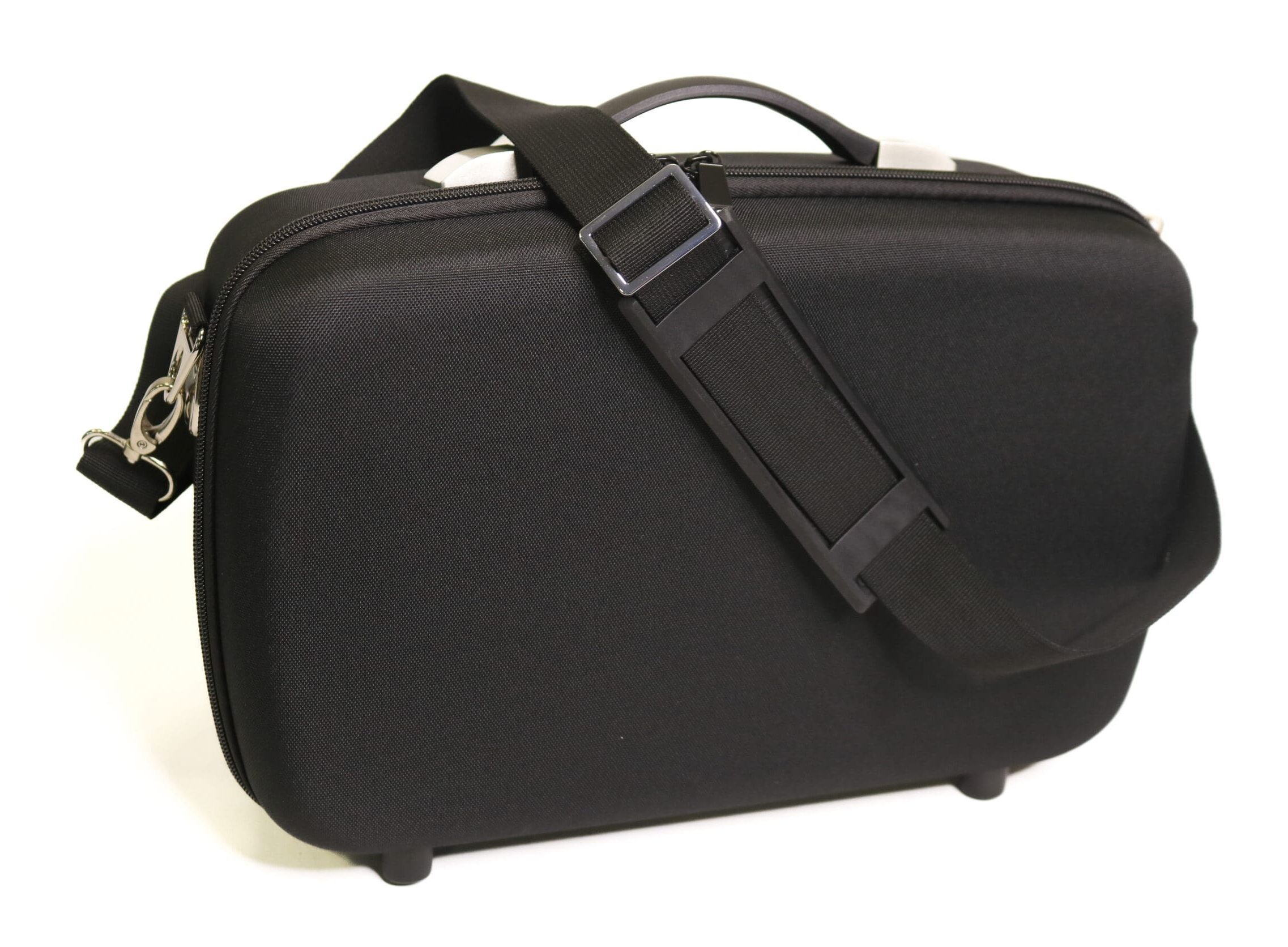 Challenger Softshell Case: Sleek Design with Reliable Protection